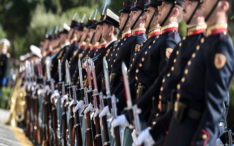 Πανελλαδικές 2024: Η προκήρυξη των Στρατιωτικών Σχολών | Career Sign
